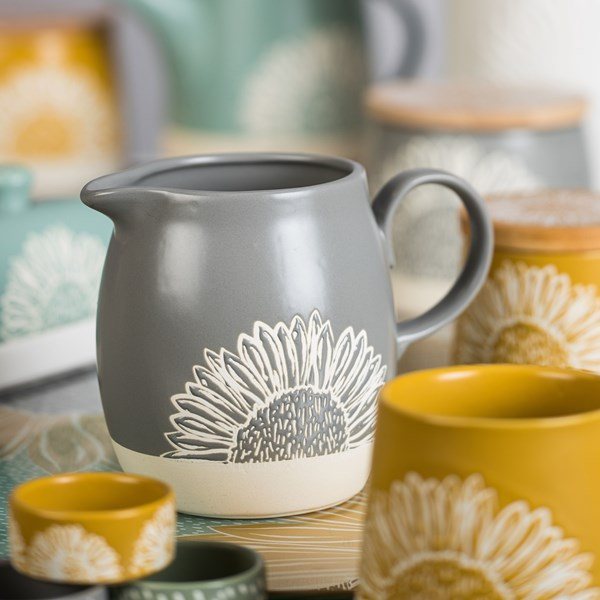 Artisan Flower Pint Jug - Crockery