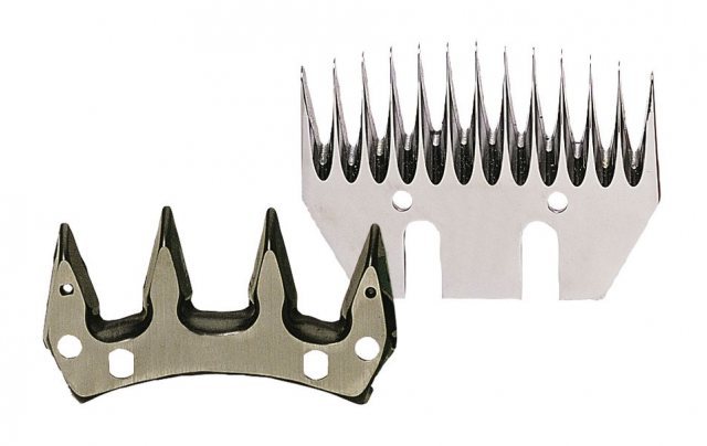 Clipster Battery Sheep Clipper - Sheep Clippers & Shearing