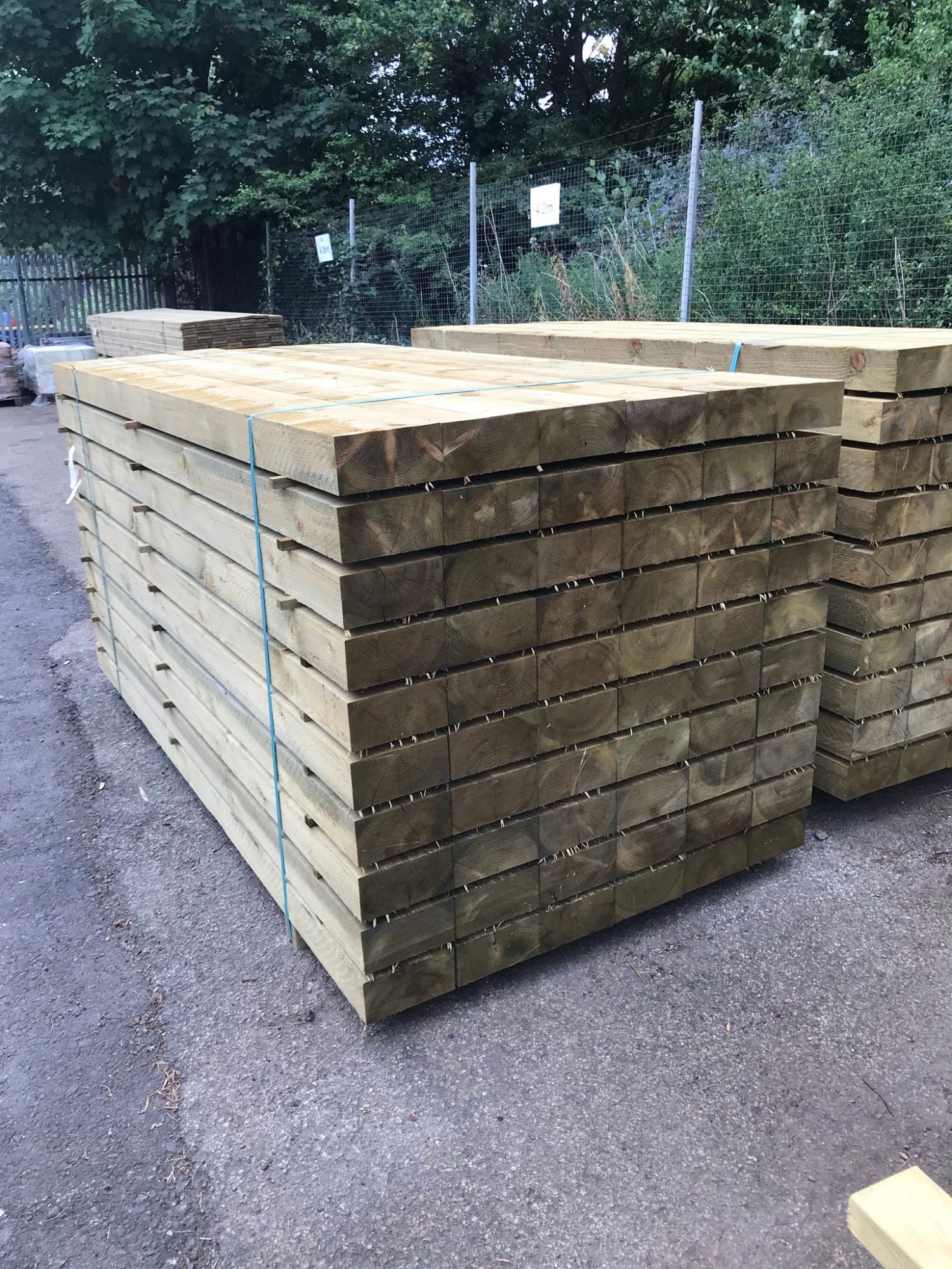 Green Sleeper 2.4m 195 x 95mm - Sleepers