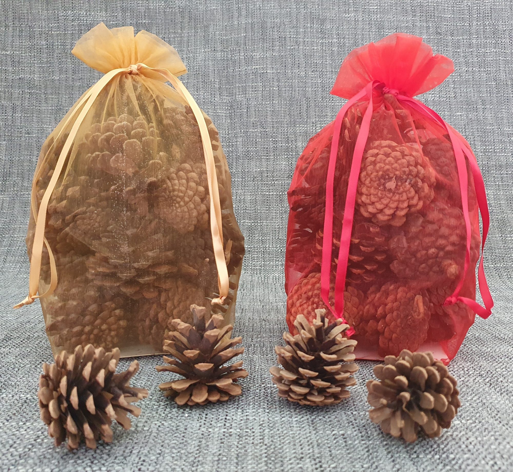 MANORHOU Manor House Scented Pine Cones Cinnamon & Orange - Candles ...