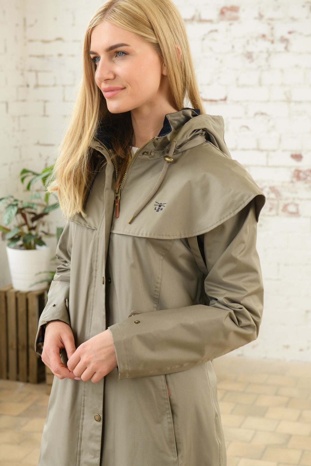 Lighthouse Lighthouse Outback Waterproof Full Length Coat Fawn ...