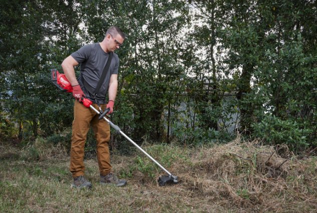 Milwaukee Quik-Lok Brushcutter Attachment - Milwaukee Garden Machinery