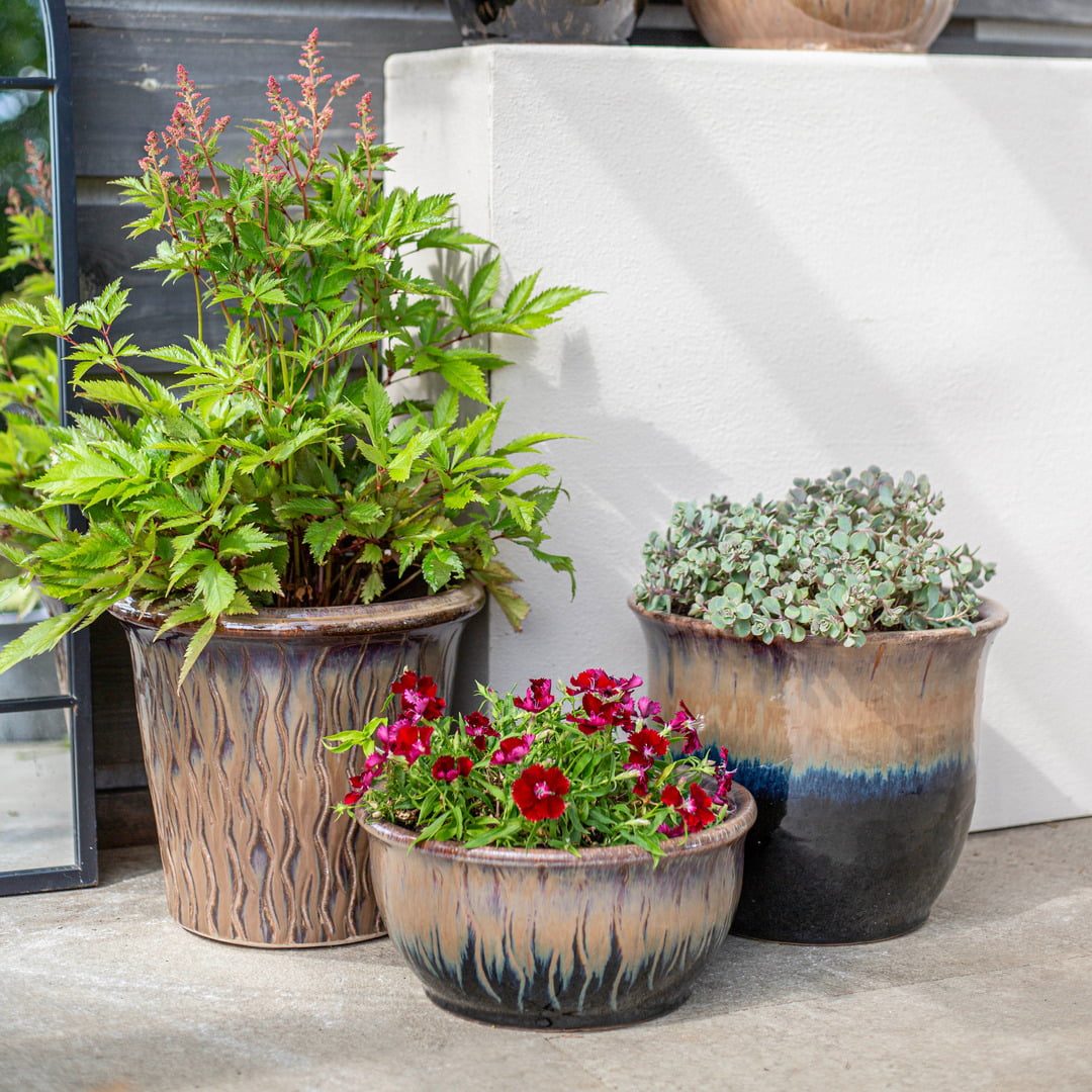 Apta Obsidian Cone Plant Pot - Outdoor Pots