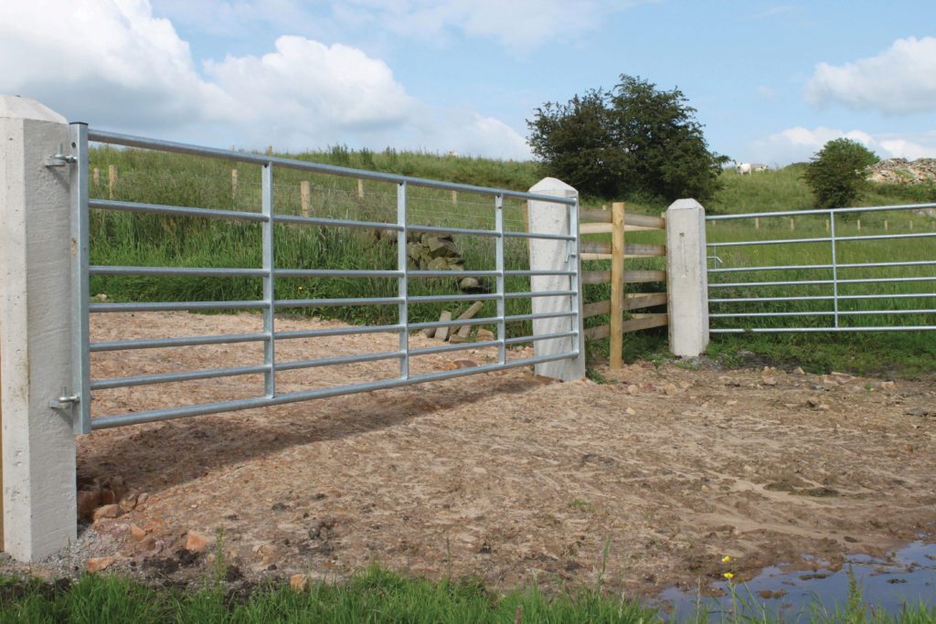 IAE Ashbourne Plus Galvanised Gate - Field Gates
