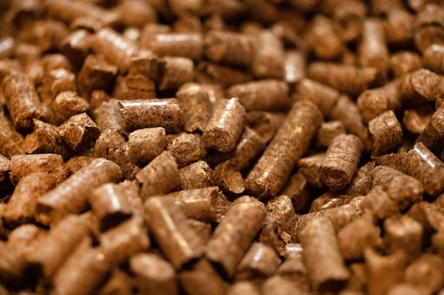 Strawmax 15kg - Buy Stable Bedding Online