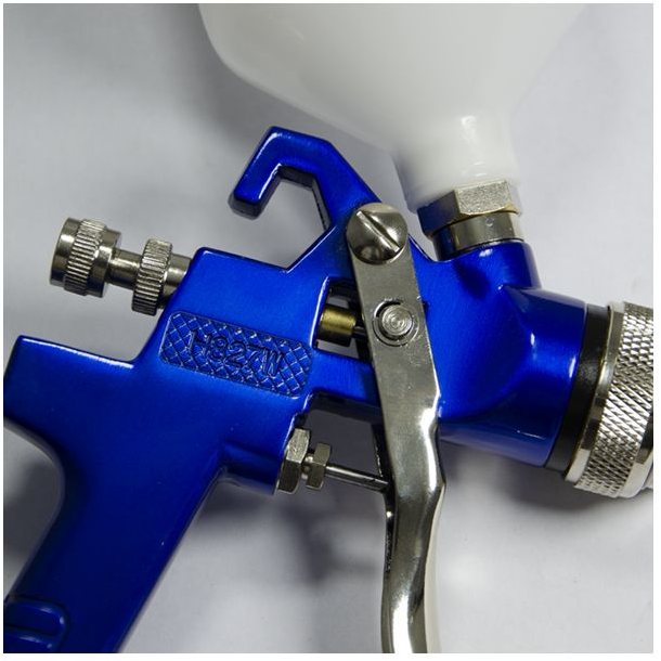 Jefferson Tools Jefferson Professional Gravity Feed Spray Gun - Grease ...
