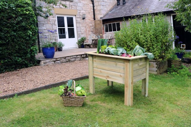 Deep Root Planter 1m - Decorative Planters