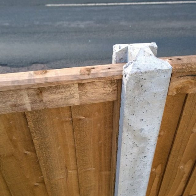 Concrete Slotted Intermediate Posts 2400mm - Metal & Concrete Posts