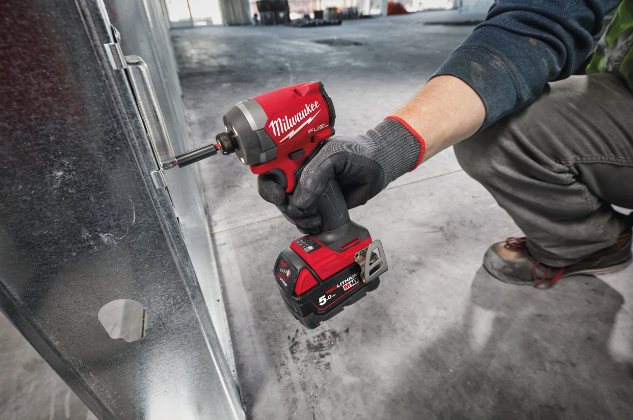 Milwaukee M18 Fuel 1 4 Hex Impact Driver