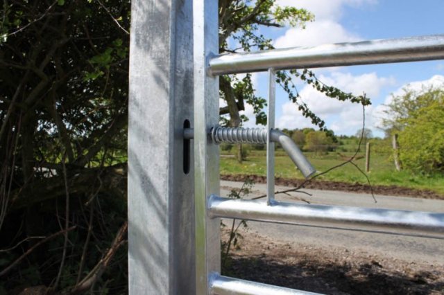 IAE 7 Rail Galvanised Big Bar Gate - Field Gates